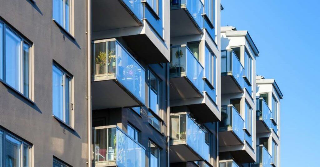 Glass Railing Design for Balcony